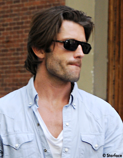 Louis dowler - Les beaux-gosses de la semaine du 26/08/11 - Elle